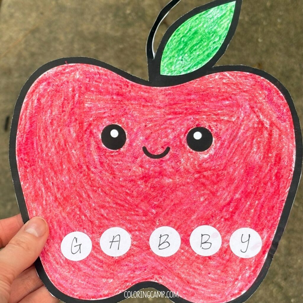 Back to School Name Craft | www.coloringcamp.com